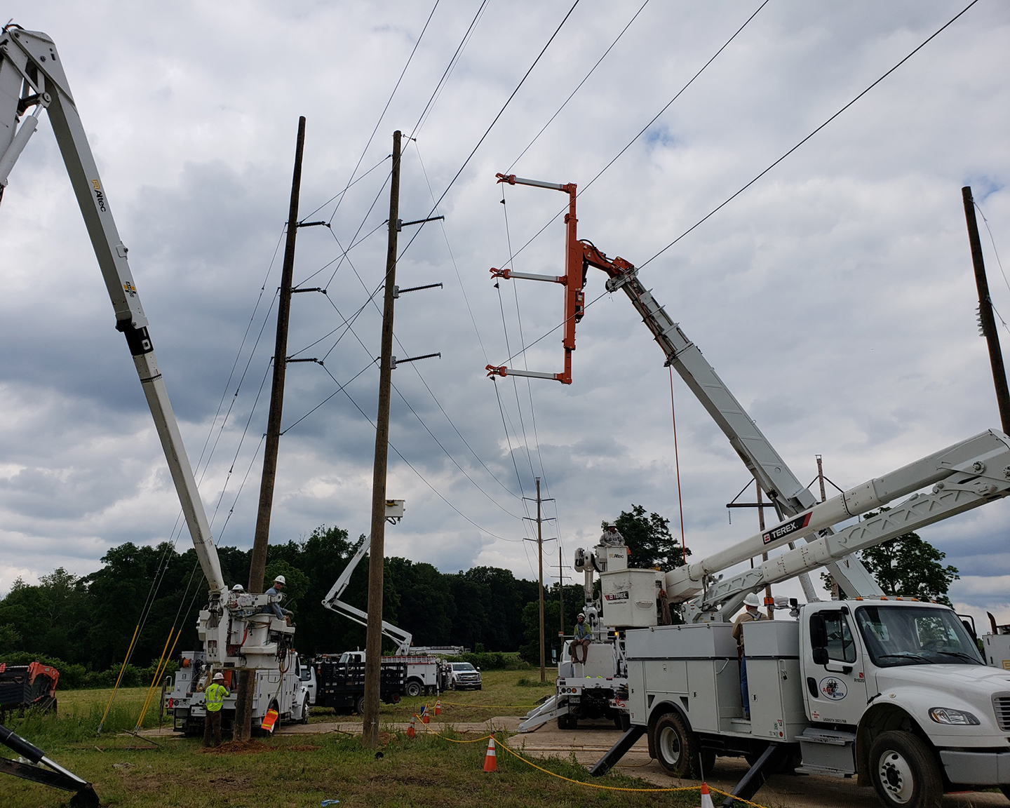 LineWise TLL-1300 Documentary Release - "Taking the Industry to the ...