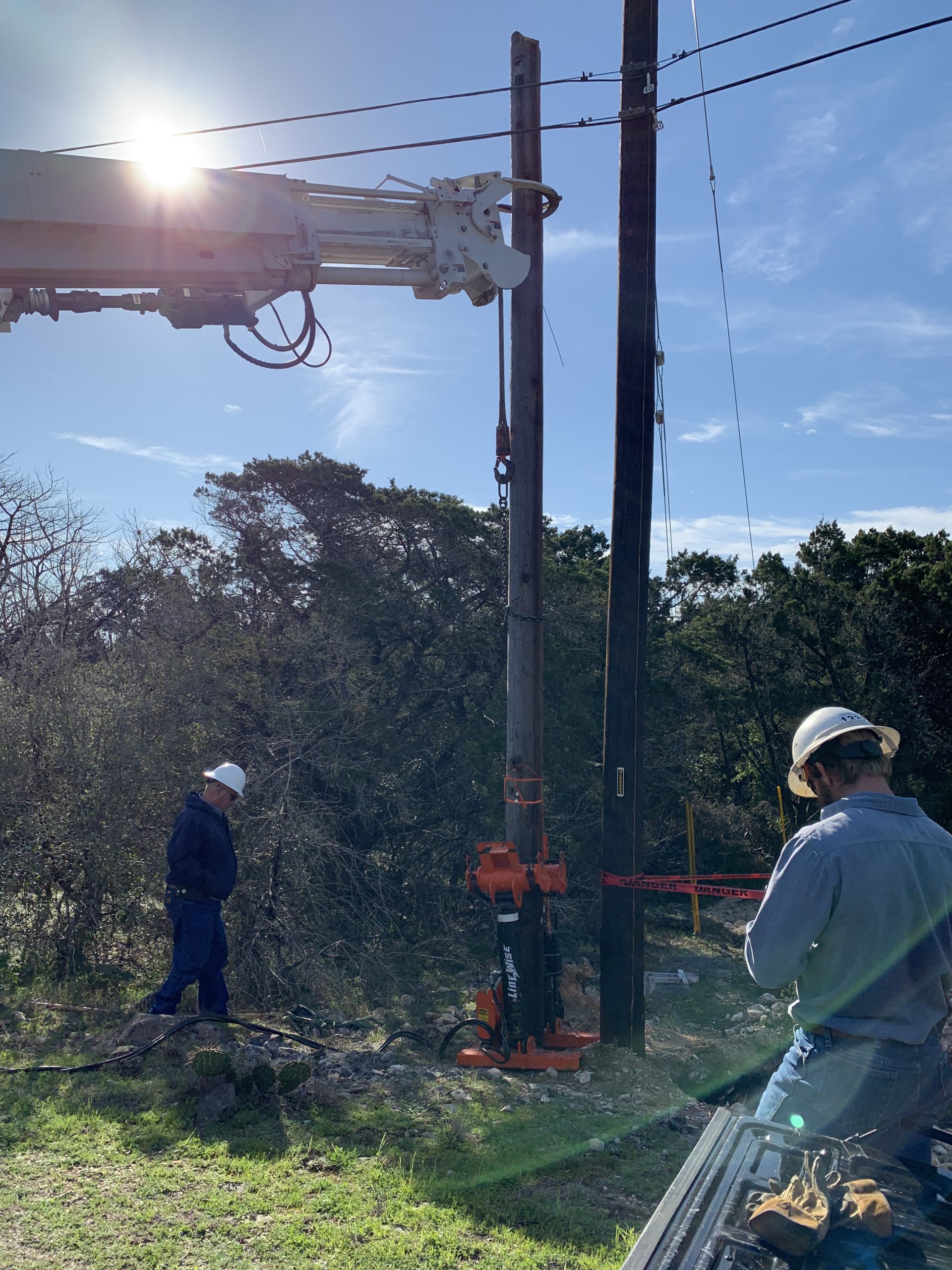 LineWise HD-30 Pole Puller Demo - LineWise